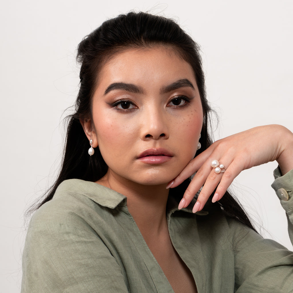 Statement Triple Luna Pearl Ring